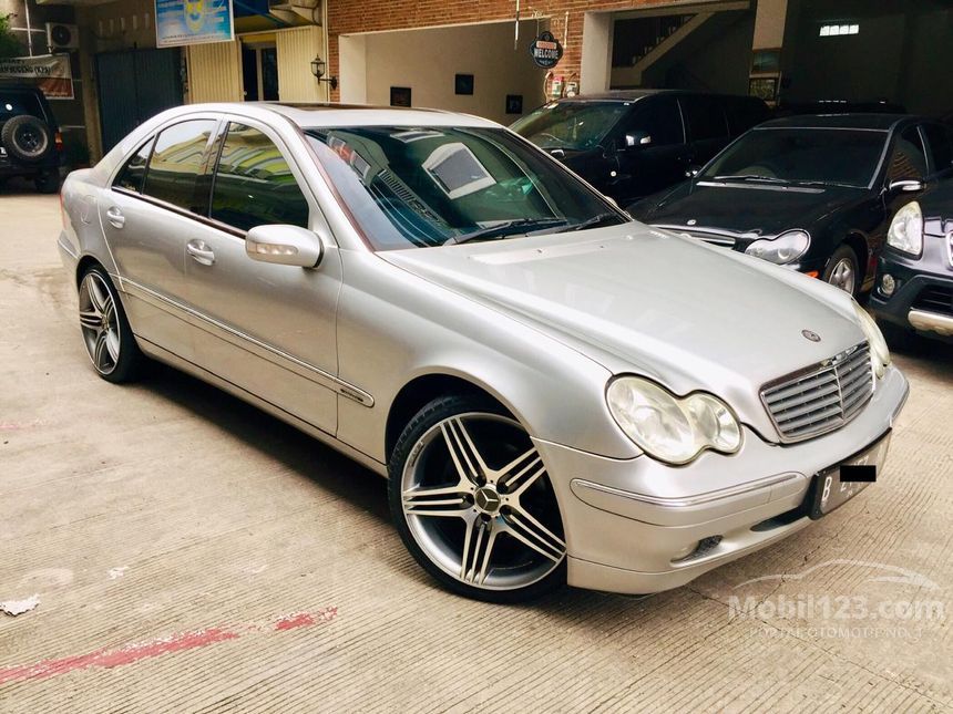 Jual Mobil Mercedes-Benz C240 2001 Elegance 2.6 di DKI Jakarta ...