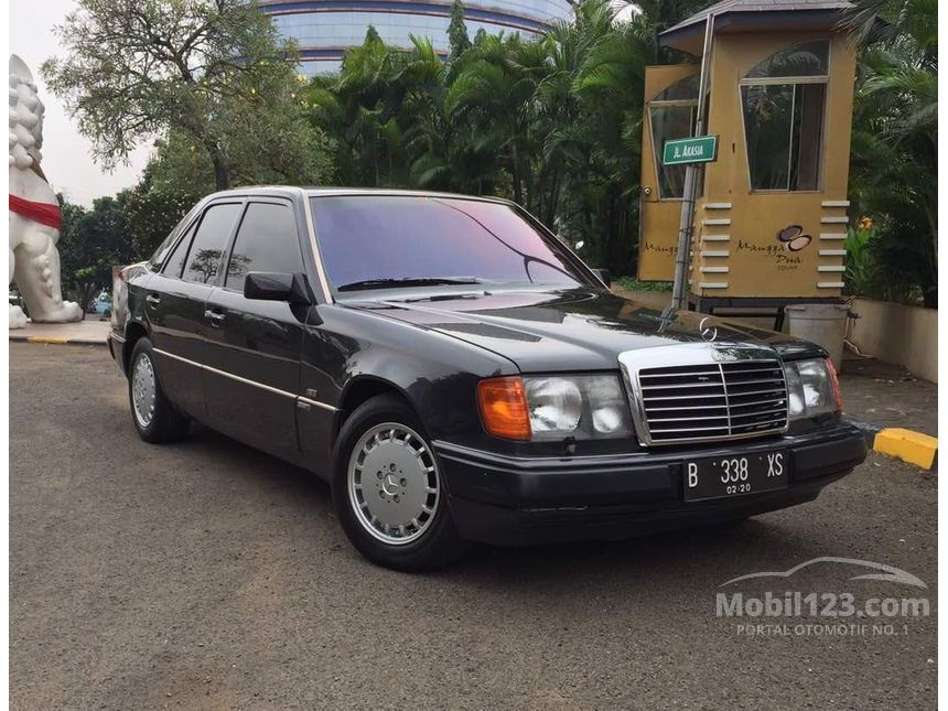 Jual Mobil Mercedes-Benz 300E 1991 3.0 di DKI Jakarta Automatic Sedan ...
