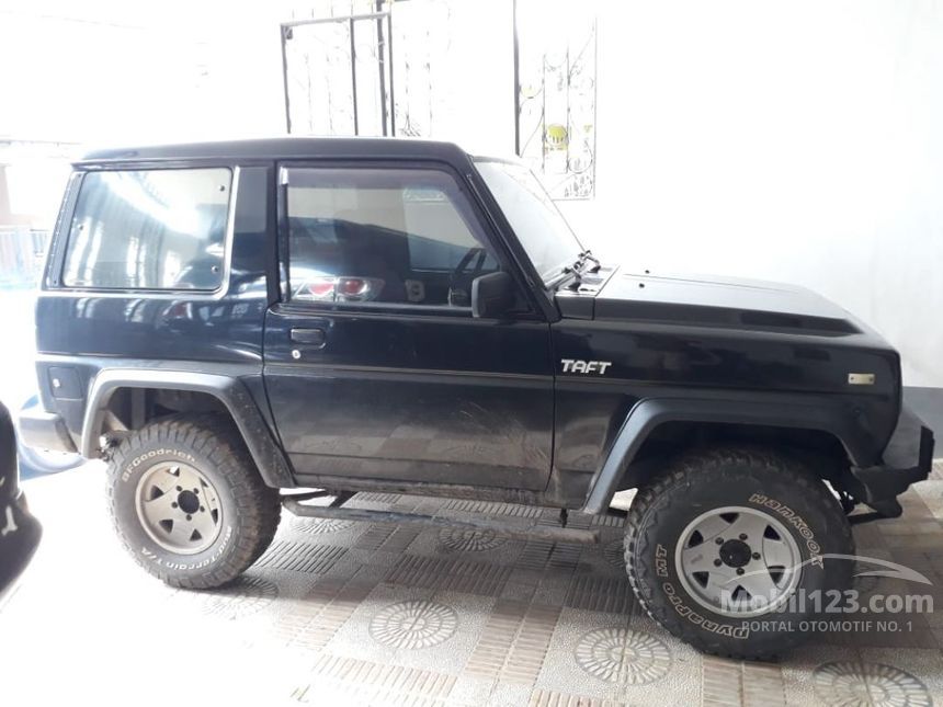 Jual Mobil Daihatsu Taft 1992 Taft 4x4 2.8 di Jawa Barat Manual Jeep ...