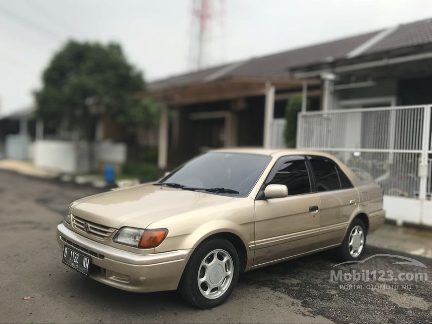 Jual Mobil Toyota Soluna 2000 GLi 1.5 di Jawa Barat Automatic Sedan ...