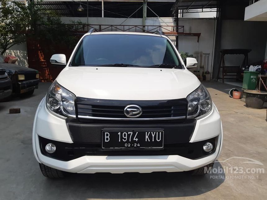Jual Mobil Daihatsu Terios 2016 R 1.5 di Jawa Barat Manual SUV Putih Rp ...