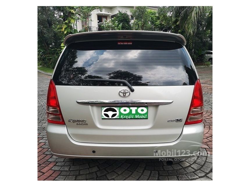 Jual Mobil Toyota Kijang Innova 2004 V 2.0 di Yogyakarta Automatic MPV ...