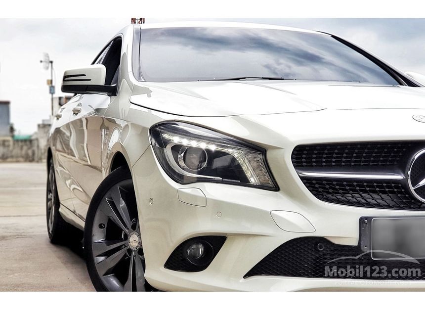 Jual Mobil Mercedes-Benz CLA200 2015 Urban 1.6 di DKI Jakarta Automatic ...