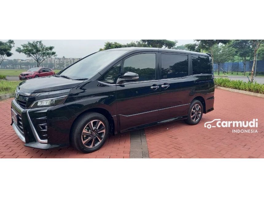 Toyota Voxy 2017 R80 2.0 in DKI Jakarta Automatic Wagon Black for Rp ...