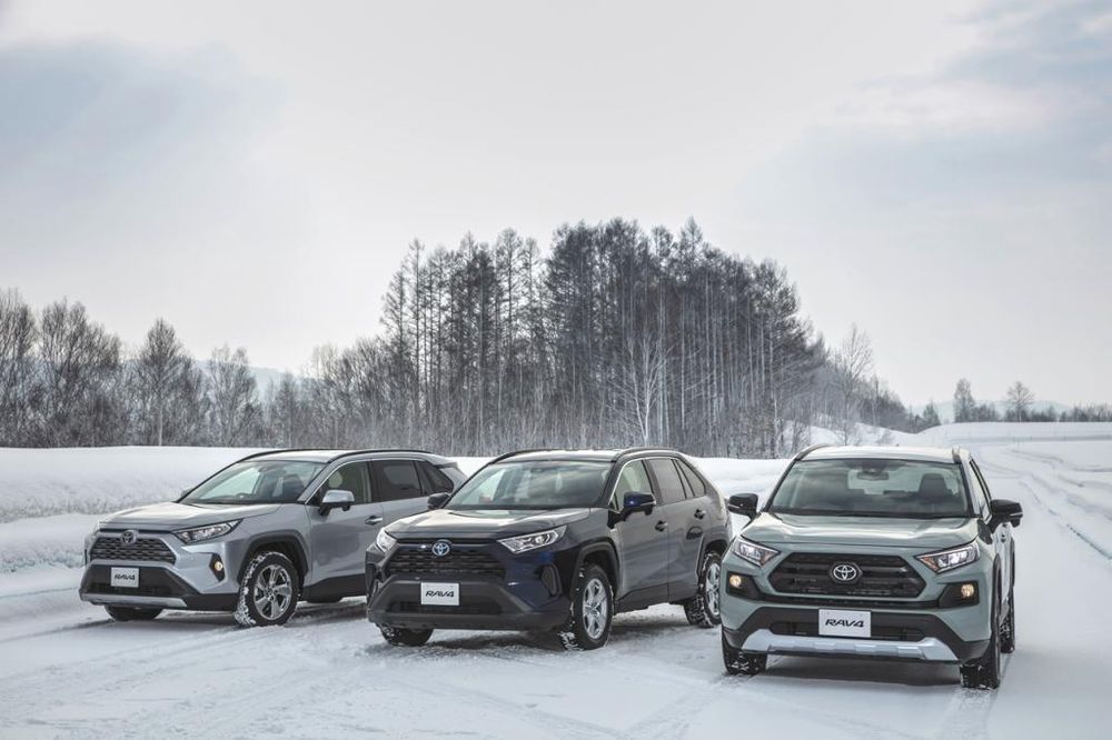 Toyota Introduces All-New RAV4 In Japan – With Torque-Vectoring AWD ...