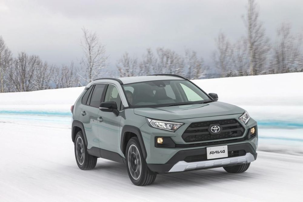 Toyota Introduces All-New RAV4 In Japan – With Torque-Vectoring AWD ...