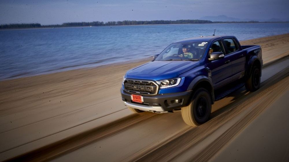 ford Ranger Raptor อาจจะมาพร้อมพลังเครื่องยนต์ V8 - ข่าวในวงการรถยนต์