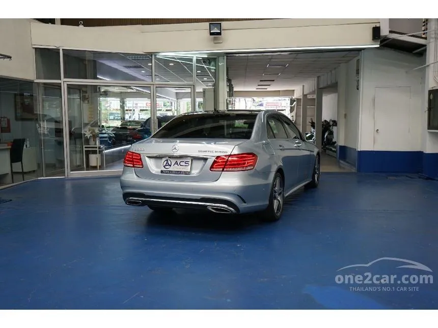 2015 Mercedes-Benz E300 2.1 W212 (ปี 10-16) AMG Dynamic Blue TEC HYBRID Sedan for sale on One2car