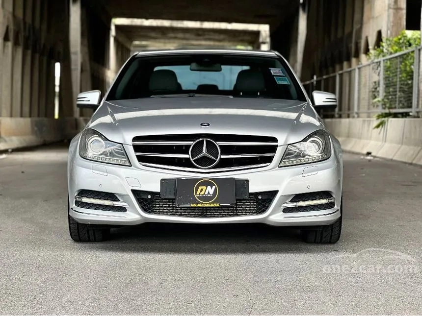 2012 Mercedes-Benz C200 CGI BlueEFFICIENCY 1.8 W204 (ปี 08-14) Elegance ...