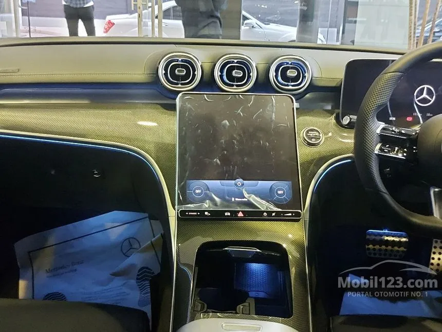 Jual Mobil Mercedes-Benz C300 2022 AMG Line 2.0 di DKI Jakarta ...