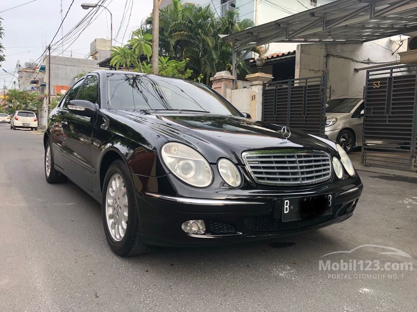 Jual Mobil Mercedes-Benz E260 2004 E260 2.6 di DKI Jakarta Automatic ...