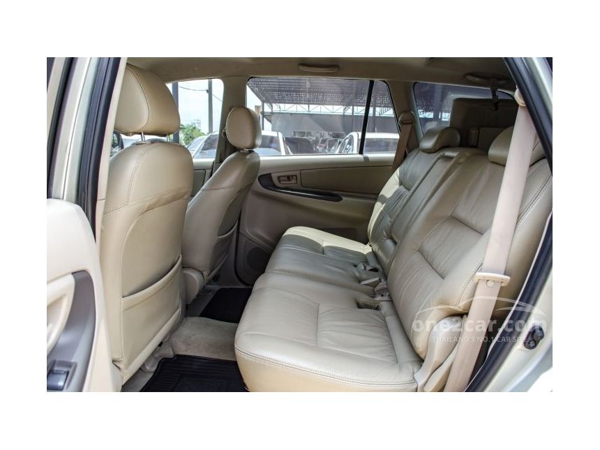 Toyota Innova 2010 G 2.0 in กรุงเทพและปริมณฑล Automatic Wagon สีเงิน ...