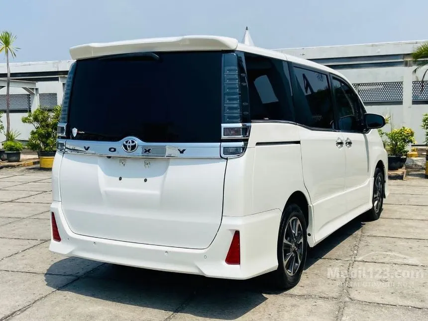 Jual Mobil Toyota Voxy 2017 2.0 di DKI Jakarta Automatic Wagon Putih Rp ...