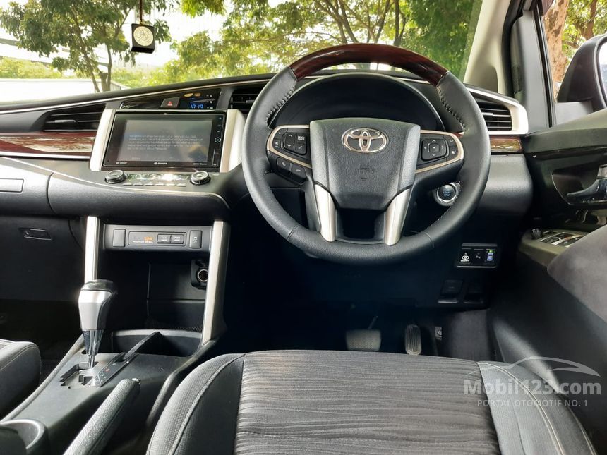Jual Mobil Toyota Kijang Innova 2016 Q 2.4 di DKI Jakarta Automatic MPV ...