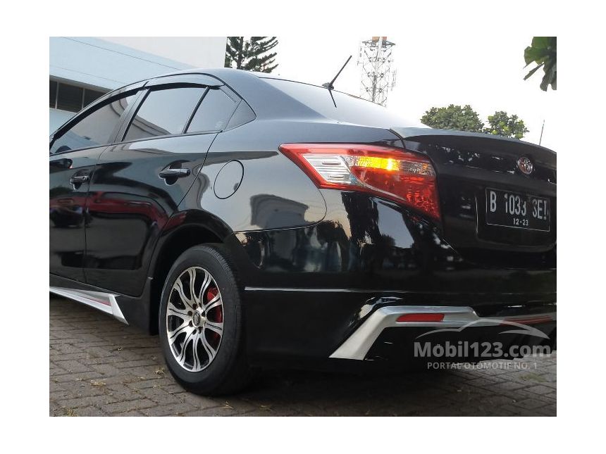 Jual Mobil Toyota Limo 2013 1.5 Manual 1.5 di Banten Manual Sedan Hitam ...