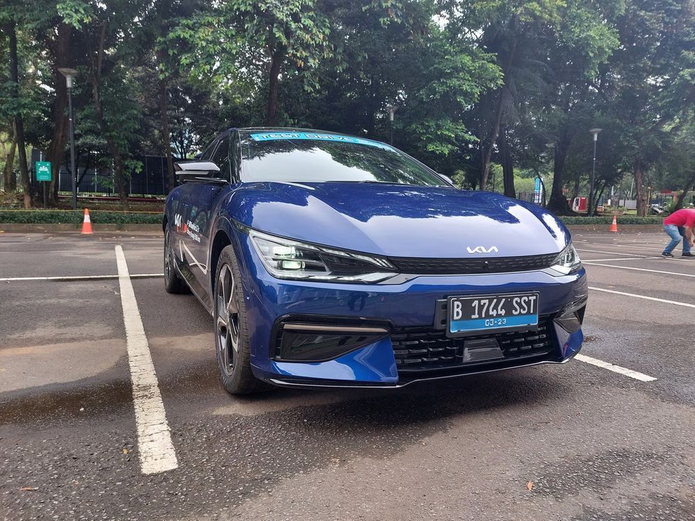Yuk, Kenalan Sama Fitur Remote Smart Parking Assist Kia EV6, Bisa ...