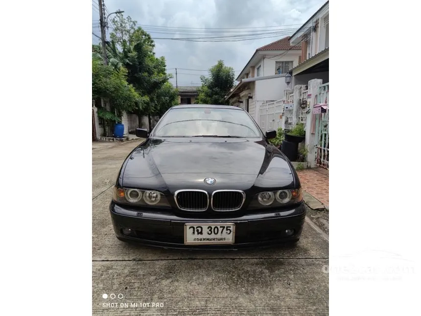 2002 BMW 523i 2.4 E39 (ปี 95-04) 2.4 Executive Sedan AT มือสอง One2car