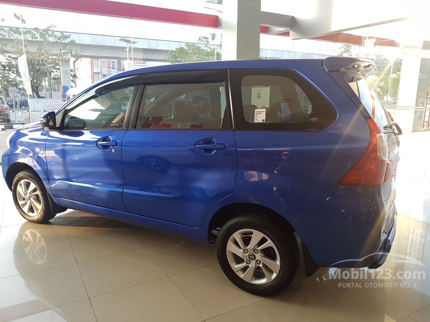 Jual Mobil Toyota Avanza 2018 G 1.3 di Sumatera Selatan Manual MPV Biru ...
