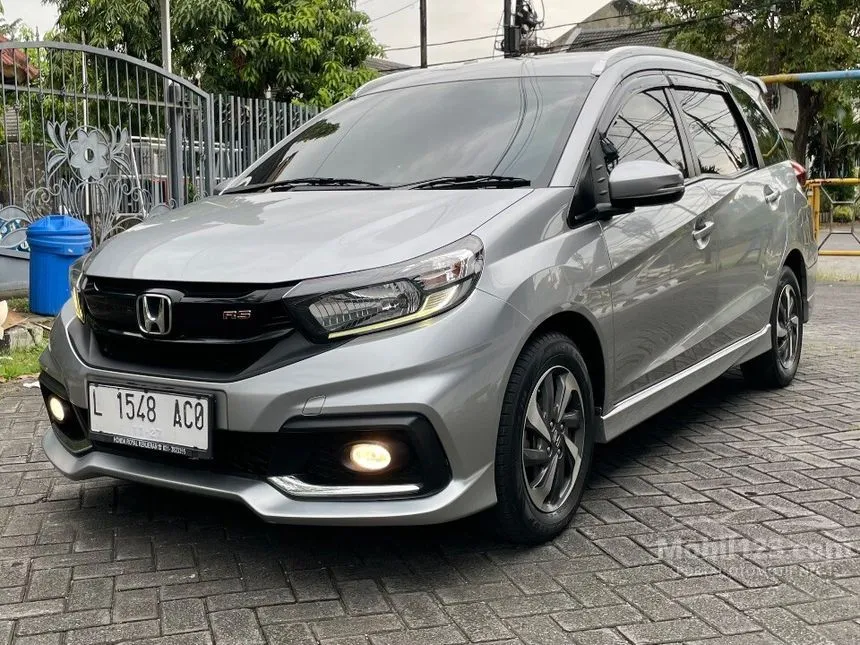 Jual Mobil Honda Mobilio 2018 RS 1.5 di Jawa Timur Automatic MPV Silver ...
