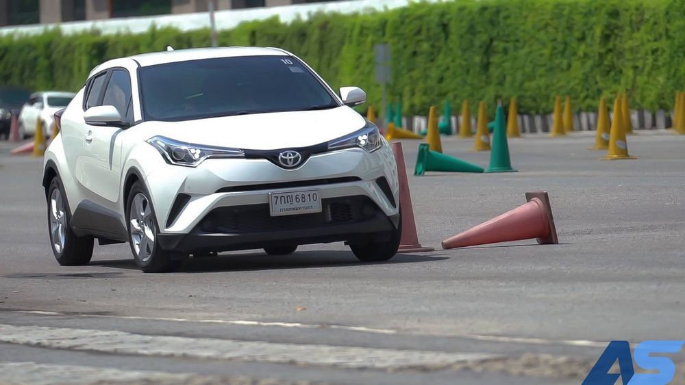 ทดสอบ Toyota C-HR Challenge บนแพลตฟอร์ม TNGA - รีวิวรถยนต์