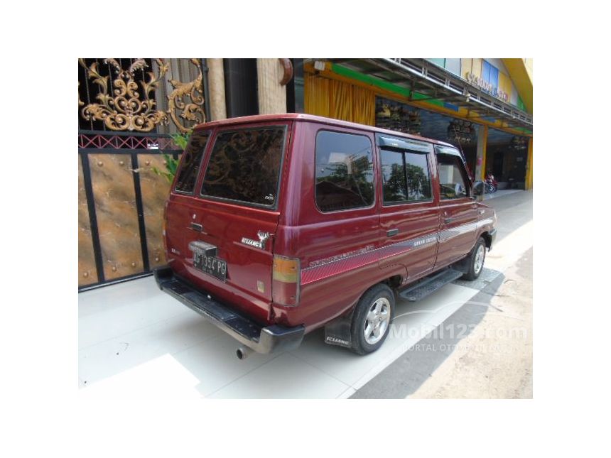 Jual Mobil Toyota Kijang Innova 2005 G 2.0 di Jawa Timur Manual MPV ...
