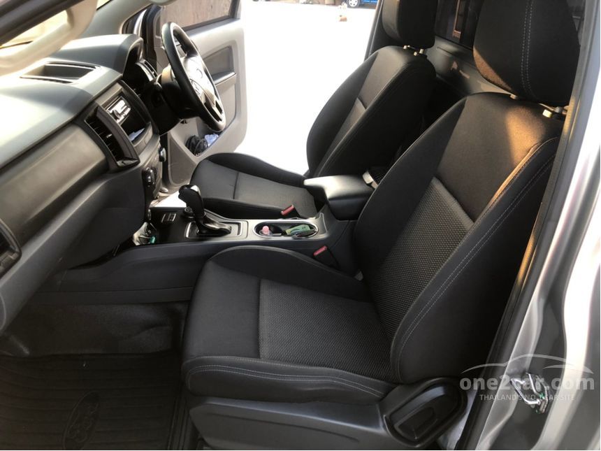 Ford Ranger 2015 SWB 4x4 3.2 in ภาคตะวันออก Automatic Pickup สีเทา for ...