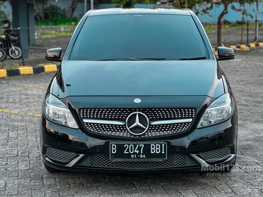 Jual Mobil Mercedes-Benz B200 2013 Sport 1.6 di Jawa Barat Automatic ...
