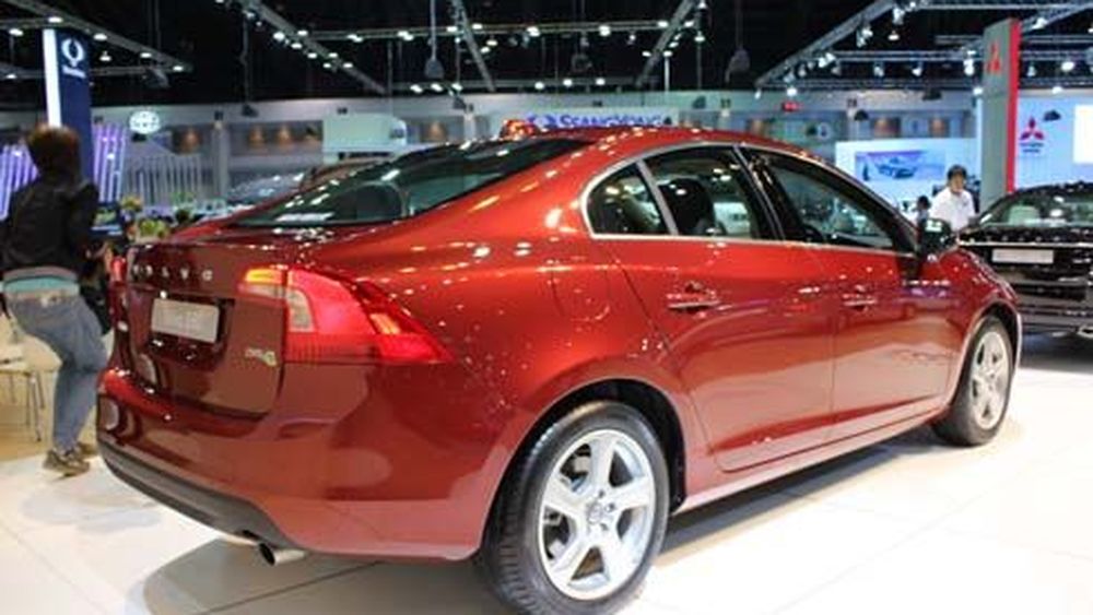 Volvo เปิดตัว S60 DRIVe Flexifuel E85 สุดยอดประหยัด พร้อมโปรโมชั่นโดนใจ ...