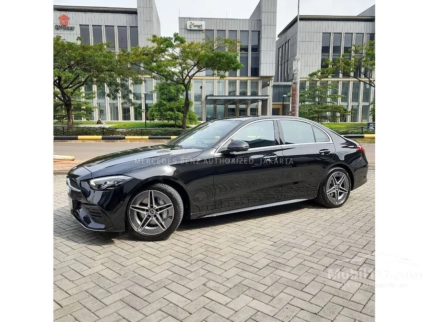 Jual Mobil Mercedes-Benz C300 2023 AMG Line 2.0 di DKI Jakarta ...
