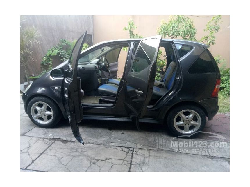 Jual Mobil Mercedes-Benz A140 2001 Classic 1.4 di Jawa Tengah Manual ...