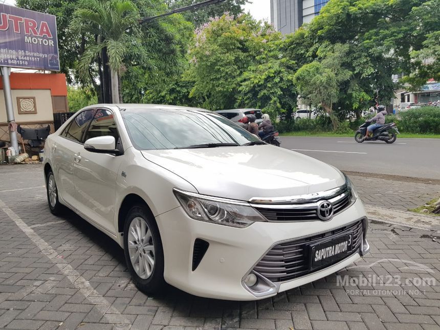 Jual Mobil Toyota Camry 2016 V 2.5 di Jawa Timur Automatic Sedan Putih ...