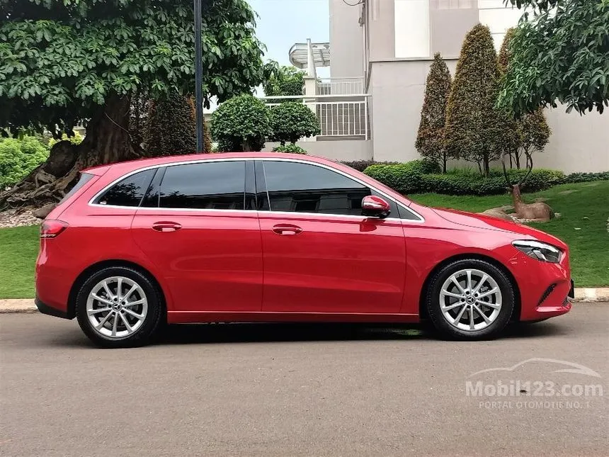 Jual Mobil Mercedes-Benz B200 2018 Progressive Line 1.3 di DKI Jakarta ...