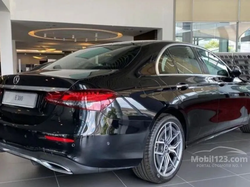 Jual Mobil Mercedes-Benz E300 2021 AMG Line 2.0 di DKI Jakarta ...
