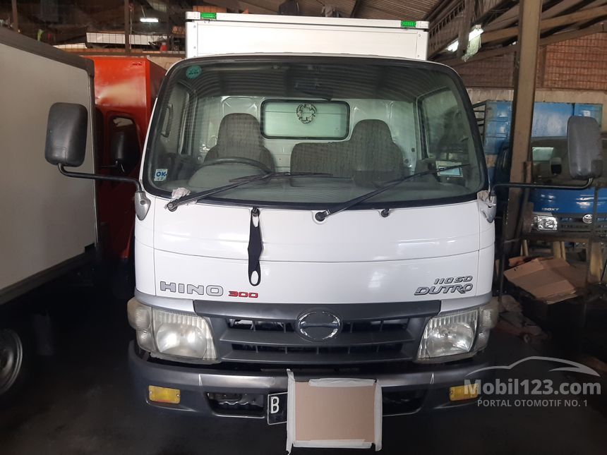 Jual Mobil Hino Dutro 2012 Truck 4.0 di DKI Jakarta Manual Trucks Putih ...