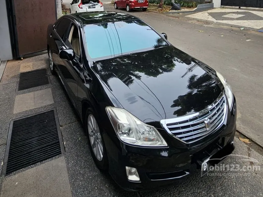 Jual Mobil Toyota Crown 2009 Royal Saloon Full 3.0 di DKI Jakarta ...