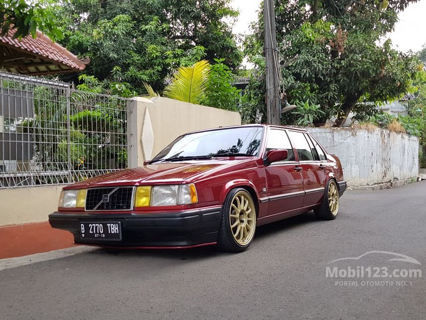 Jual Mobil Volvo 960 1996 2.3 di DKI Jakarta Automatic Sedan Marun Rp ...