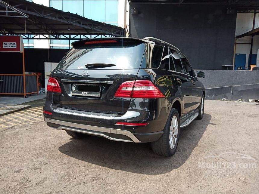 Jual Mobil Mercedes-Benz ML250 2015 CDI 2.1 di DKI Jakarta Automatic ...