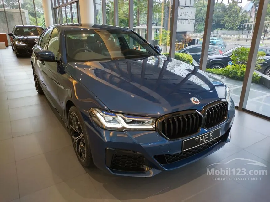 Jual Mobil BMW 520i 2023 M Sport 2.0 di DKI Jakarta Automatic Sedan Biru Rp 1.275.000.000 ...