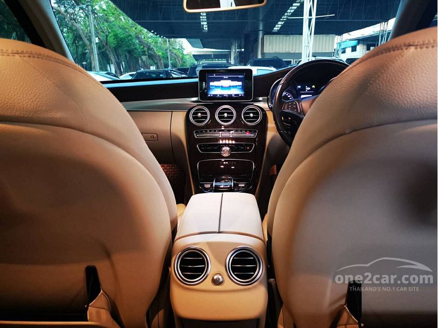 Mercedes-Benz C180 2016 1.6 in กรุงเทพและปริมณฑล Automatic Sedan สีดำ ...