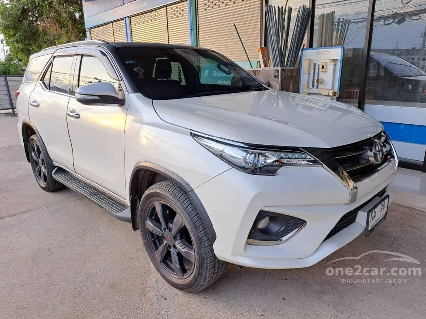2017 Toyota Fortuner 2.8 (ปี 15-21) 2.8 TRD Sportivo SUV AT มือสอง One2car