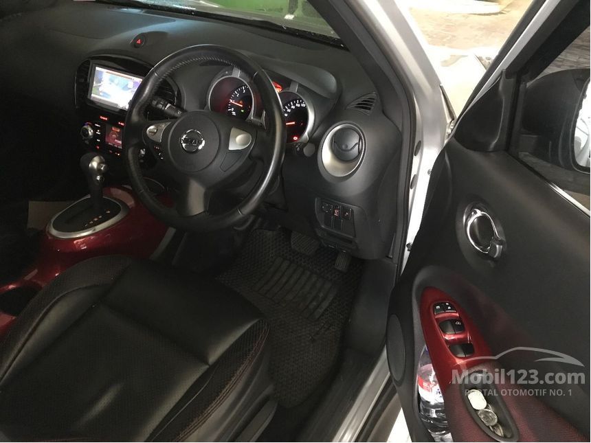 Jual Mobil Nissan Juke 2016 RX Red Interior 1.5 di Jawa Barat Automatic ...