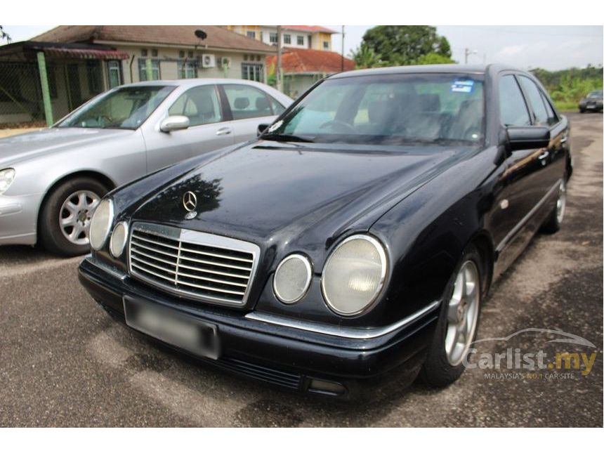 Mercedes-Benz E240 1997 Elegance 2.4 in Johor Automatic Sedan Black for ...