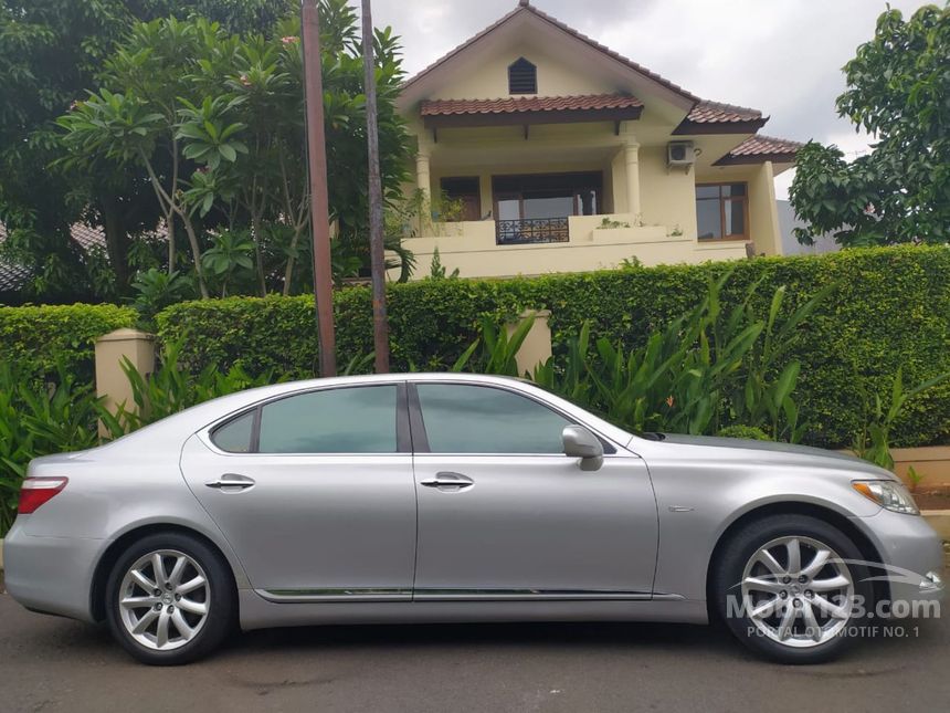 Jual Mobil Lexus LS460L 2008 XF40 4.6 di DKI Jakarta Automatic Sedan ...
