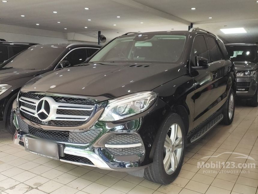 Jual Mobil Mercedes-Benz GLE400 2016 Exclusive 4Matic 3.0 di DKI Jakarta Automatic SUV Hitam Rp ...