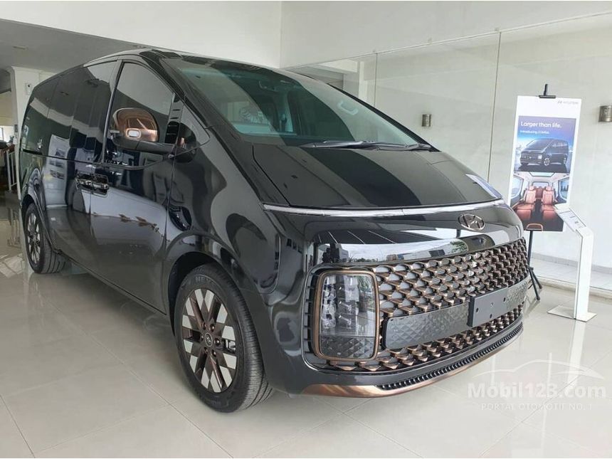 Jual Mobil Hyundai Staria 2024 Signature 7 2.2 di DKI Jakarta Automatic ...