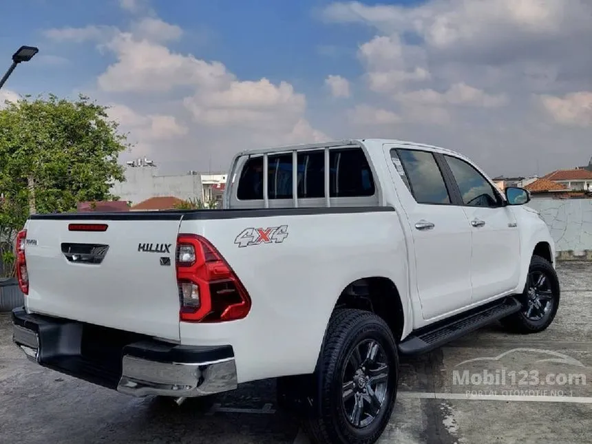 Jual Mobil Toyota Hilux 2022 V 2.4 di Jawa Barat Automatic Pick-up Putih Rp 488.600.000 ...