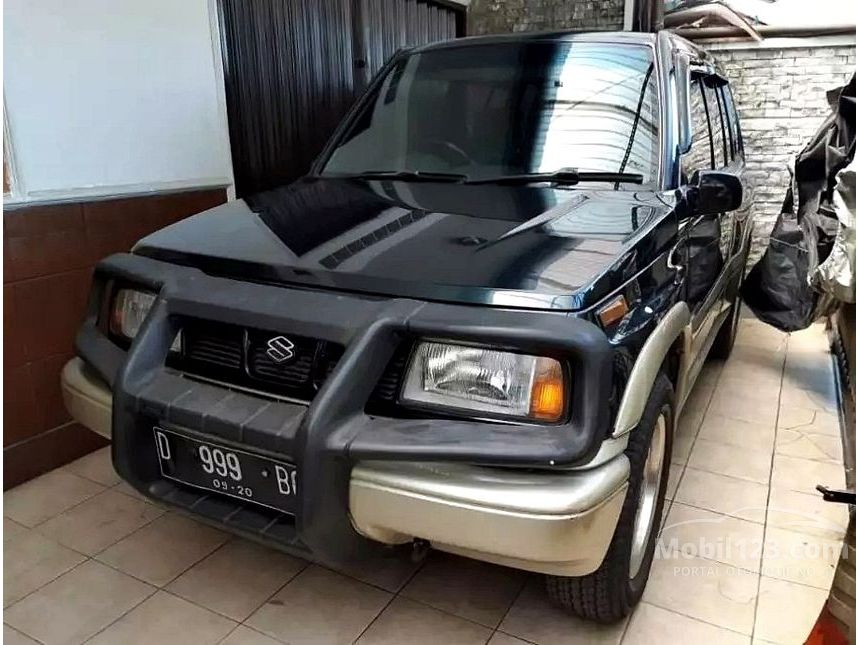 Jual Mobil Suzuki Escudo 2000 JLX 1.6 di Jawa Barat Manual SUV Hijau Rp ...
