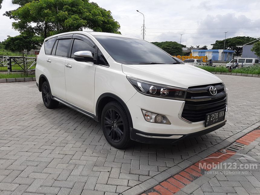 Jual Mobil Toyota Innova Venturer 2018 2.4 di Banten Manual Wagon Putih ...