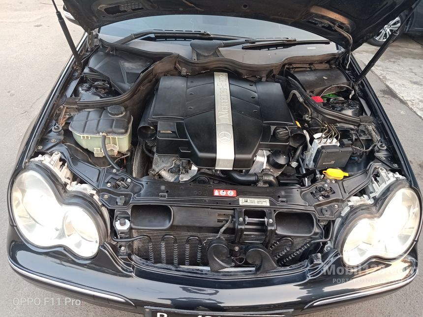 Jual Mobil Mercedes-Benz C240 2004 Elegance 2.6 di DKI Jakarta ...