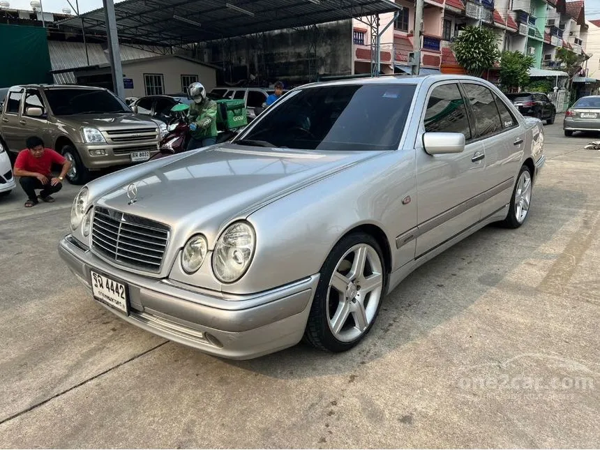 1998 Mercedes-Benz E230 2.3 W210 (ปี 95-03) Elegance Sedan for sale on One2car